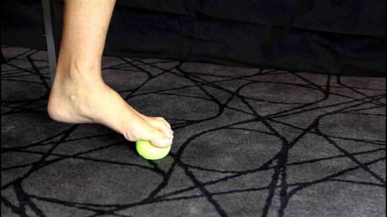 10 Best Hammer Toe Exercises To Relieve Pain