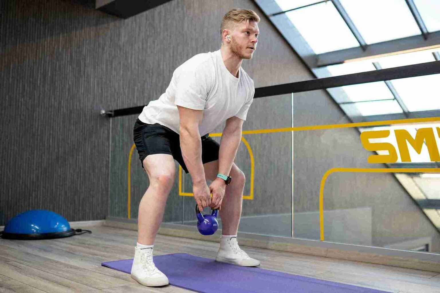 10 Amazing Kettlebell Leg Workouts Move For Strength